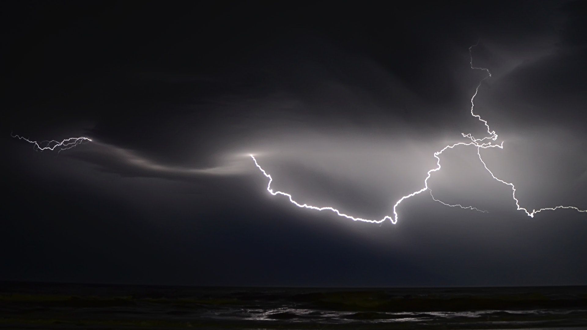 Kingdom Power Flowing Through… Yes, You! – Feeding On Jesus