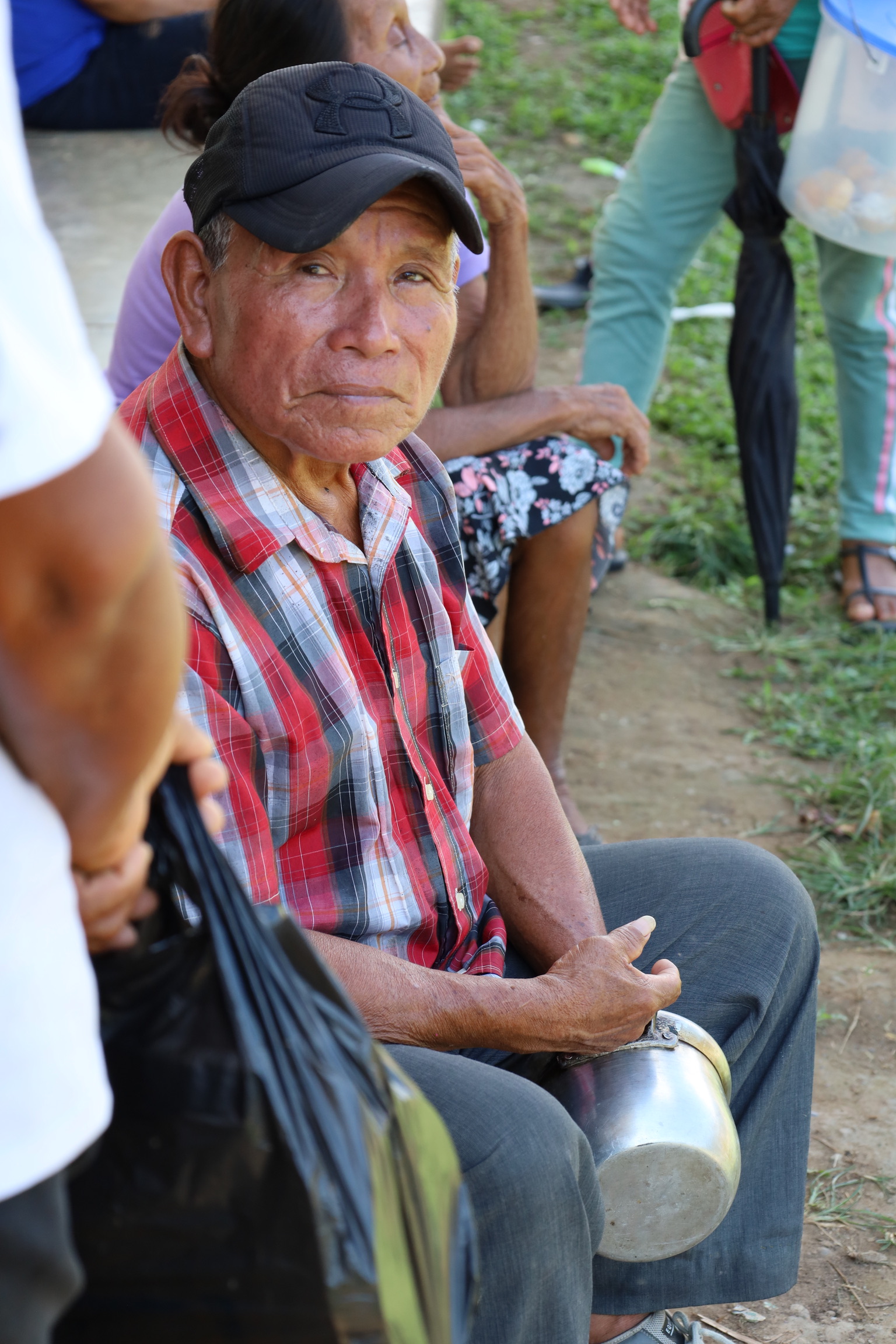 When Jesus’ Love Reached a Little Old Man – Feeding On Jesus